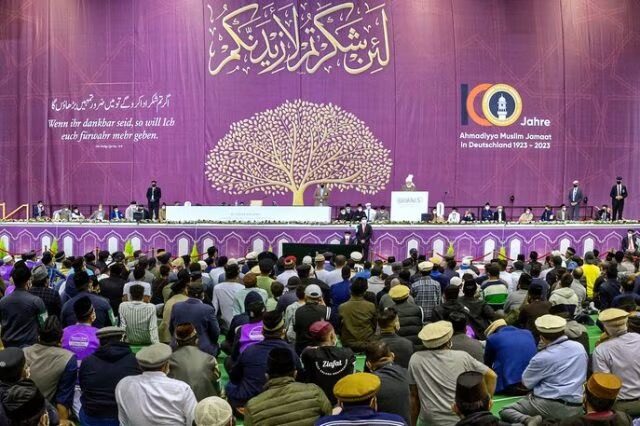 Hundertjähriges Bestehen der Ahmadiyya Muslim Jamaat in Deutschland ...